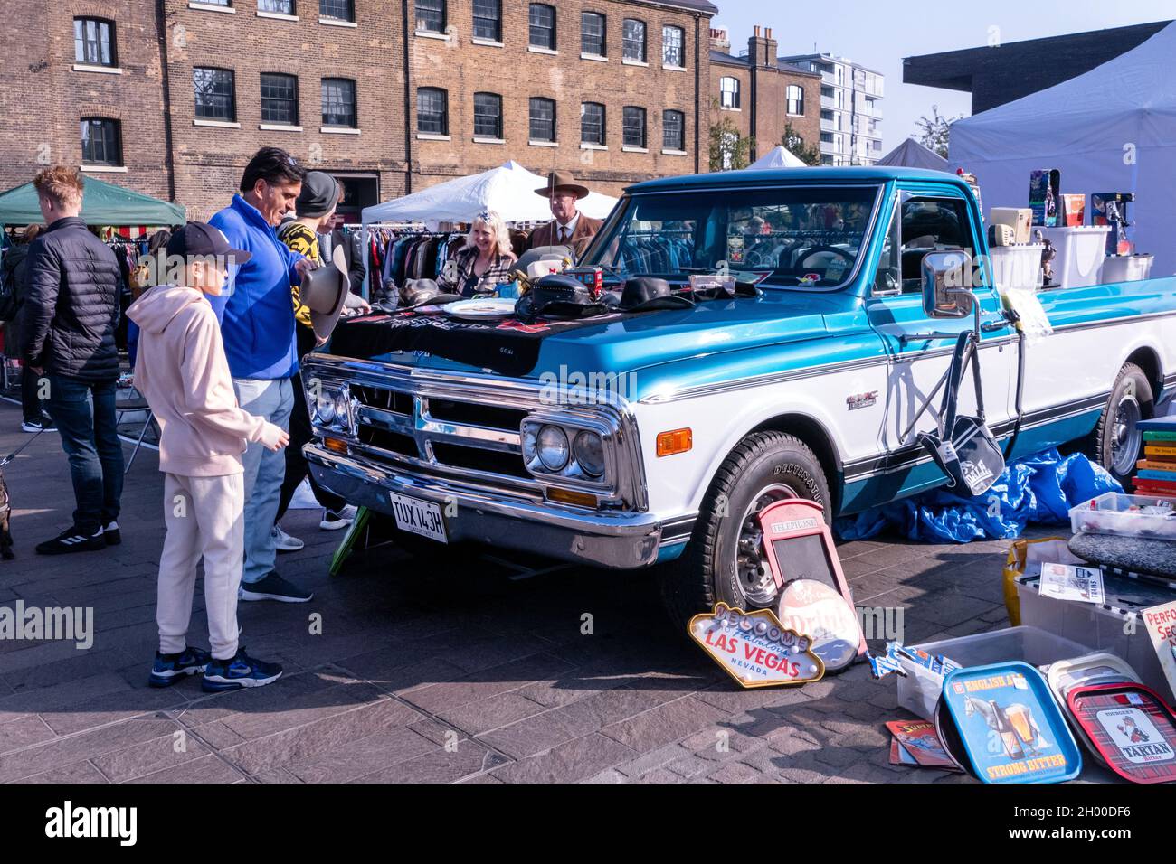 Classic Car Boot Sale at Coal Drops Yard Kings Cross London 9/10/2021 ...