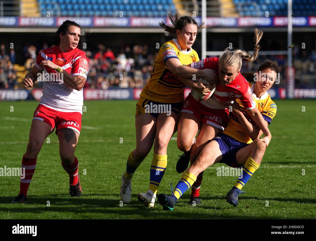 Jodie cunningham courtney winfield hill hi-res stock photography and ...
