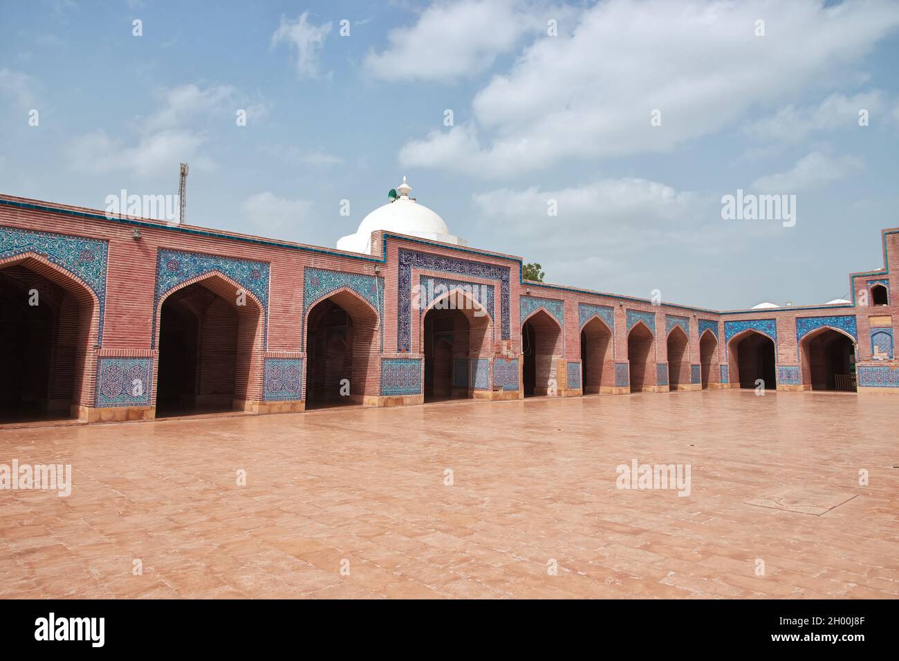 Shah Jahan Masjid Thatta is a vintage mosque, Pakistan Stock Photo - Alamy