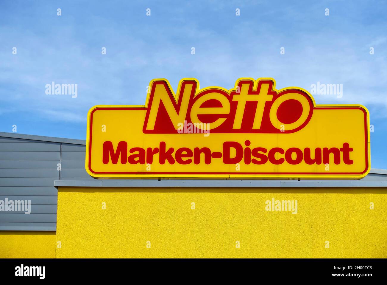 Netto marken discount company hi-res stock photography and images - Alamy