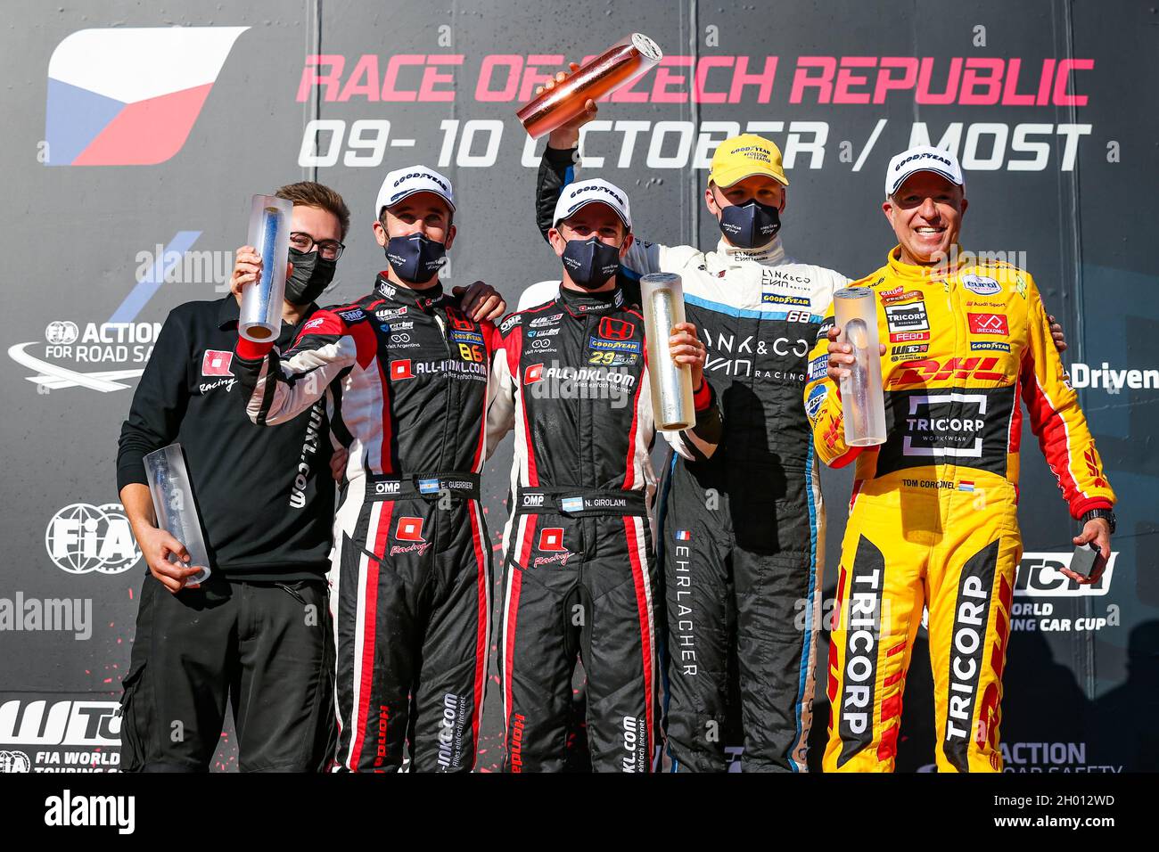 Podium of race 1: Girolami Nestor (arg), ALL-INKL.COM Munnich ...