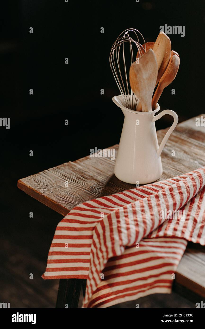 Vintage kitchen items hi-res stock photography and images - Alamy