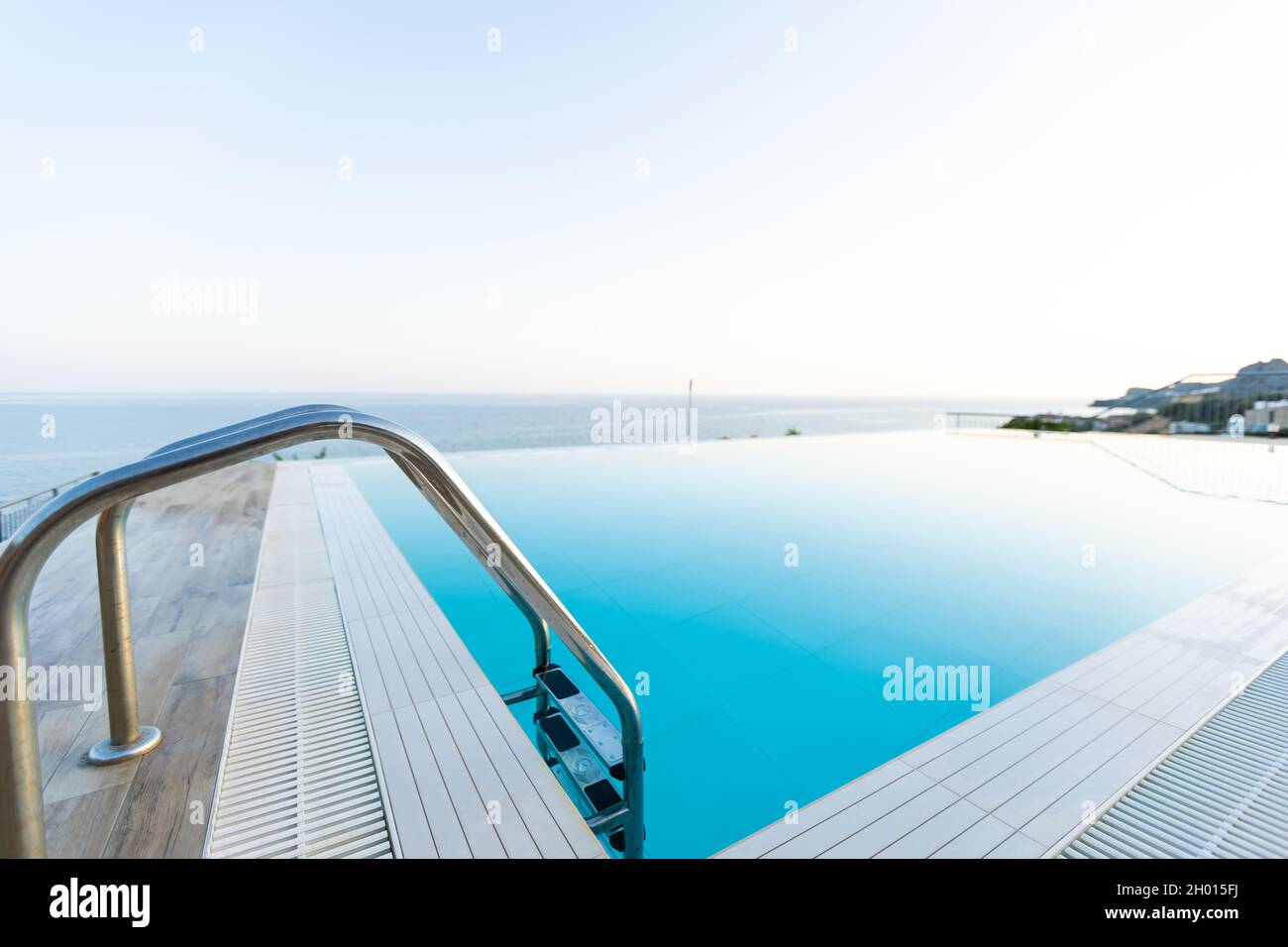 Swimming pool of luxury hotel Stock Photo - Alamy