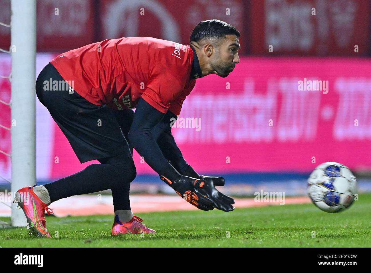 ALMERE, NETHERLANDS - OCTOBER 10: goalkeeper Agil Etemadi of Almere ...