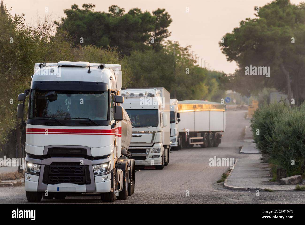 Driving lorry hi-res stock photography and images - Alamy