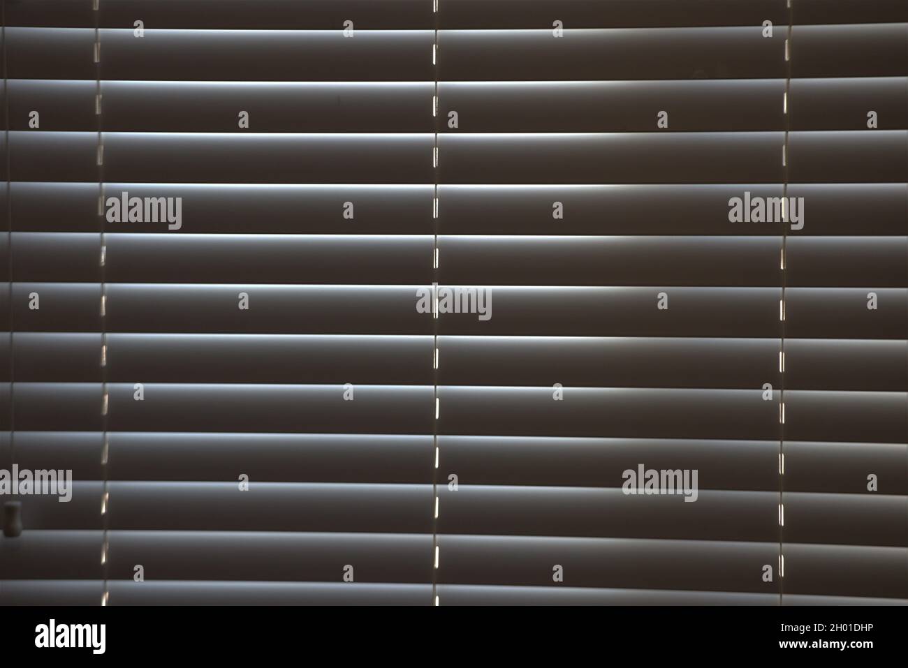 Venetian blinds hi-res stock photography and images - Alamy