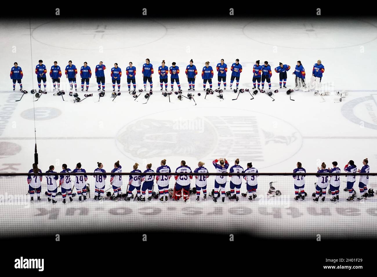 Olympics women national anthem hi-res stock photography and images - Alamy