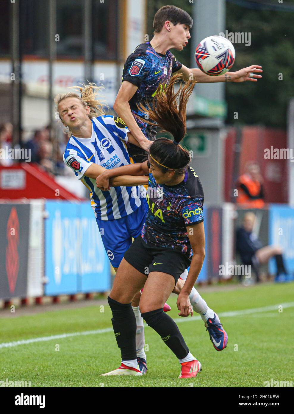 Crawley, UK. 01st Dec, 2019. Ellie Brazil (16 Brighton) challenges ...