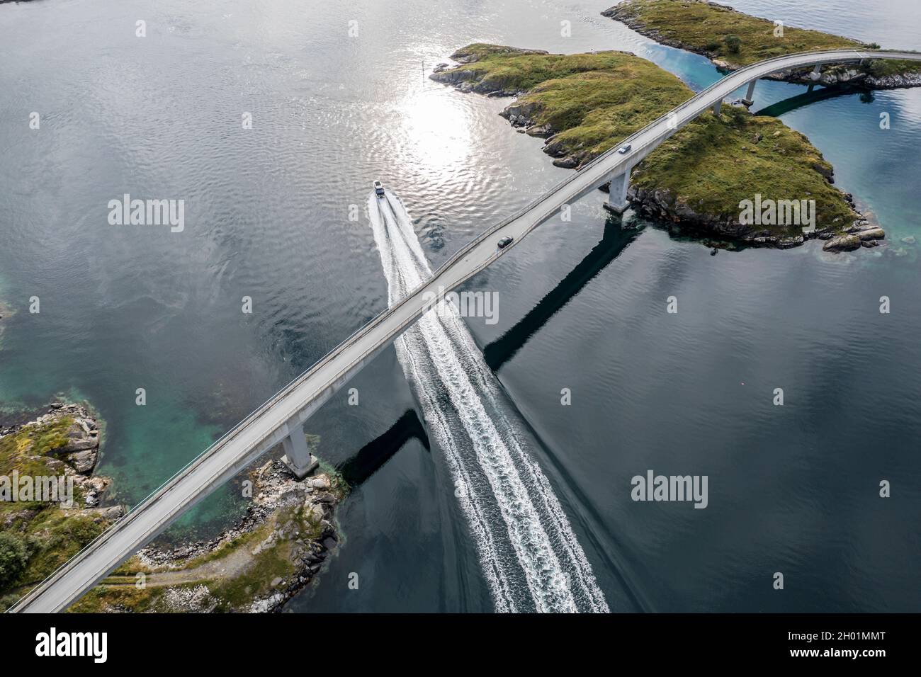 Aerial view of bridge connecting islands at the norwegian coast, motor ...