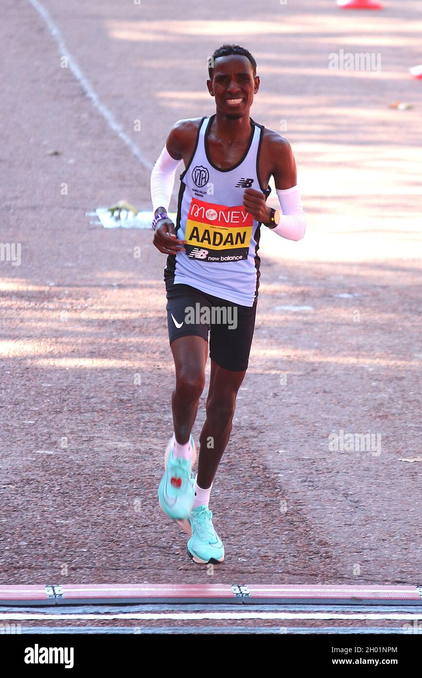 Mohamud AADAN (GBR) finishes the 2021 Virgin Money London Marathon ...