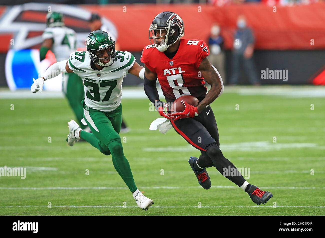 Bryce hall hi-res stock photography and images - Alamy