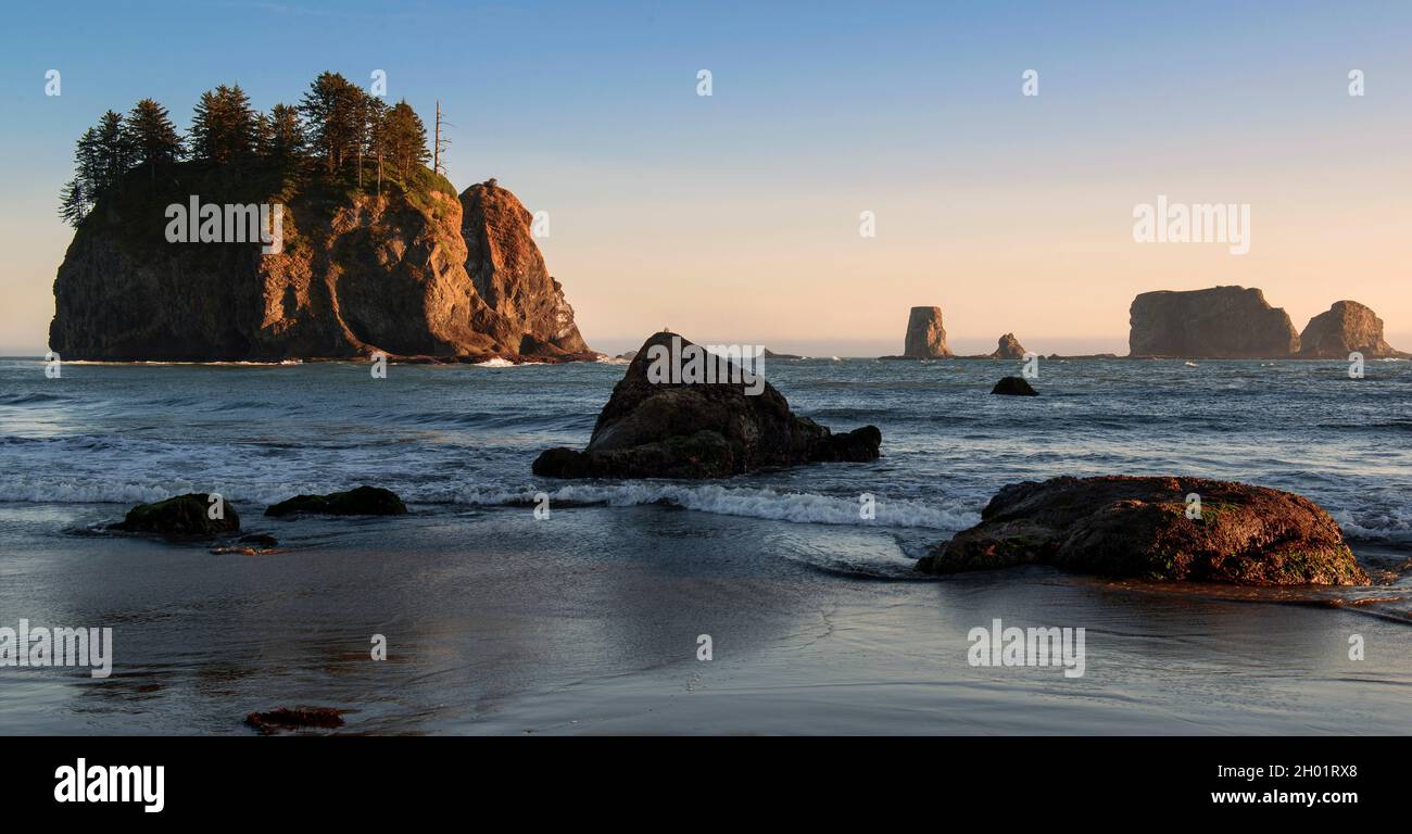 View of Sea Stacks on Second Beach, La Push, Olympic National Park ...