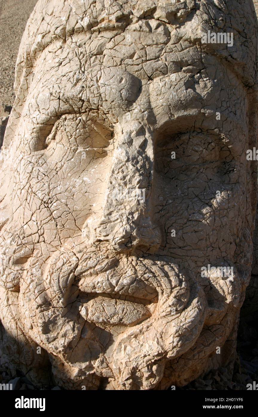 Zeus and Mount Nemrut colossal statues guarding ancient tomb in ...