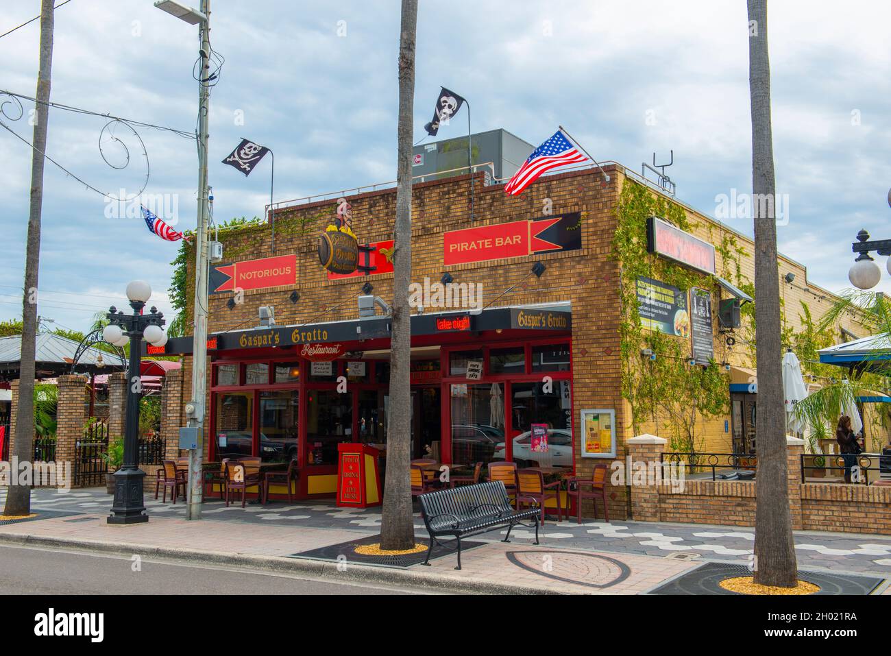 Ybor square hi-res stock photography and images - Alamy
