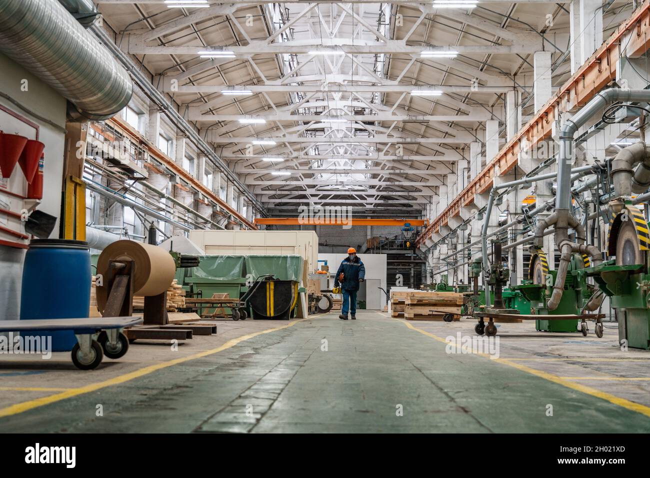 Lumber production hi-res stock photography and images - Alamy