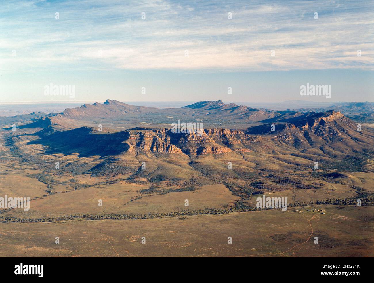 Wilpena pound and aerial hi-res stock photography and images - Alamy