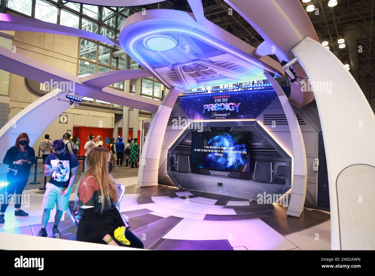 Television booths hi-res stock photography and images - Alamy