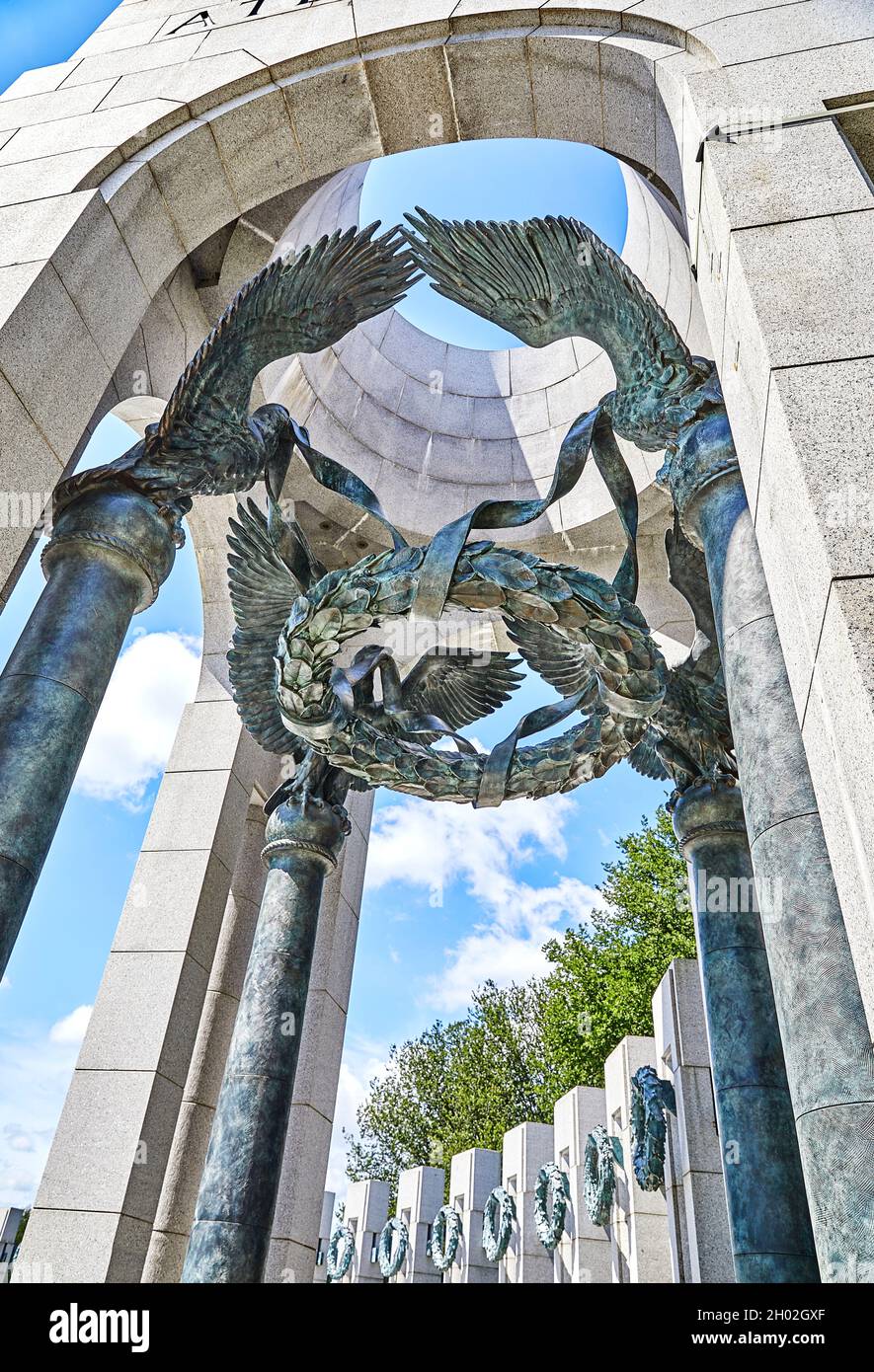 World War II Memorial sculpture in the arches on the Atlantic Side ...