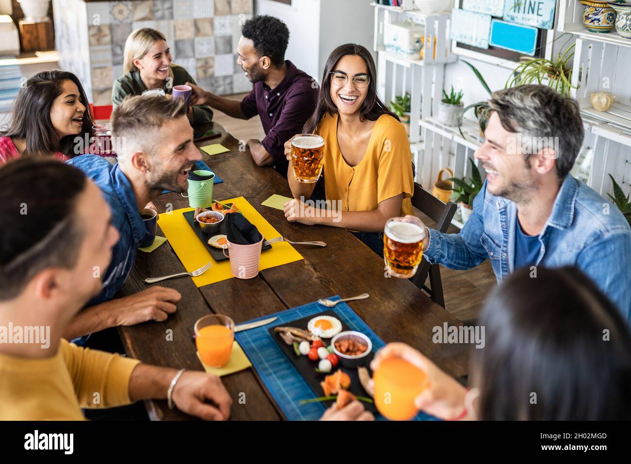 Orange man group hi-res stock photography and images - Alamy