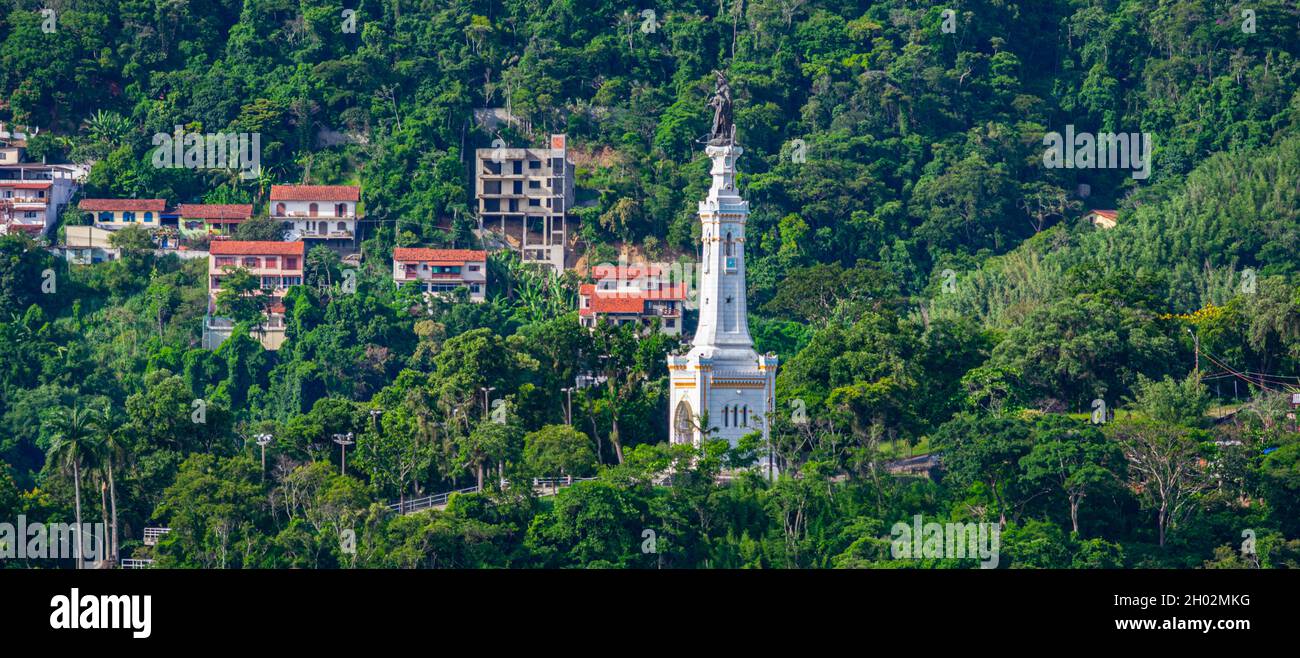Photo with the Basilica of Our Lady Help of Christians (Basílica de ...