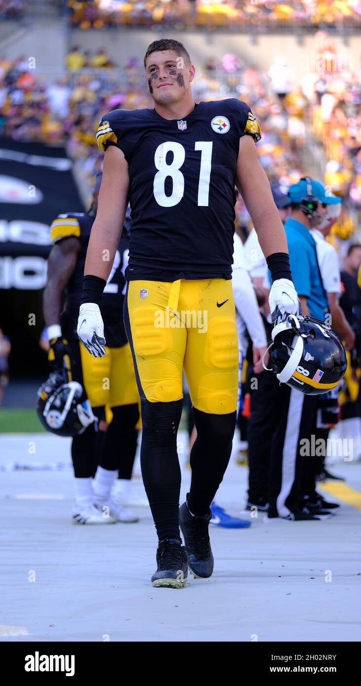 October 10th, 2021: Zach Gentry #81 during the Pittsburgh Steelers vs ...