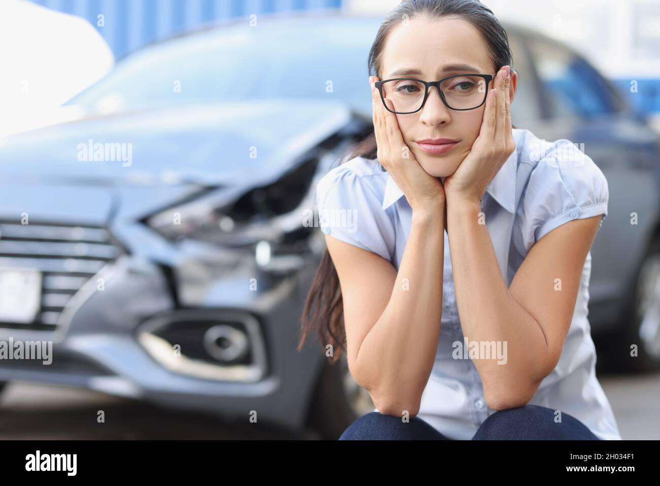 Car accident scene woman hi-res stock photography and images - Alamy