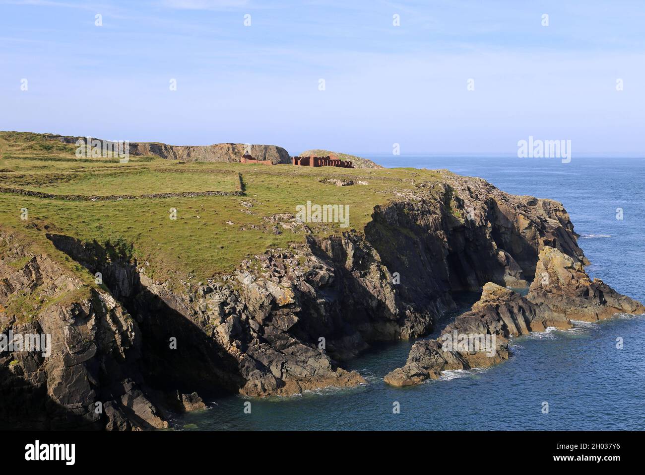Quarry buildings hi-res stock photography and images - Alamy