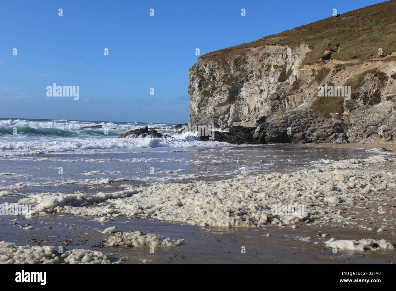 Spume hi-res stock photography and images - Alamy