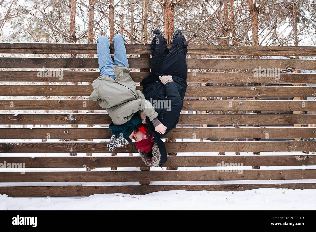 Man catching woman kissing woman hi-res stock photography and images ...
