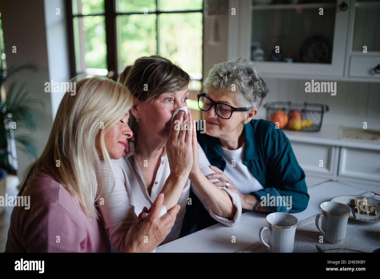 Friend frustrated hi-res stock photography and images - Alamy