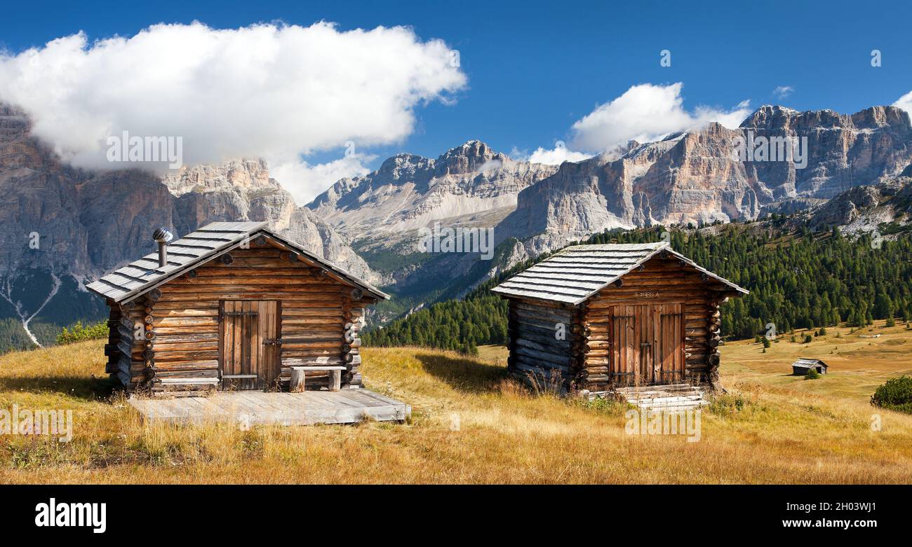 wooden small cabin in dolomities alps mountains, Italian dolomiti ...