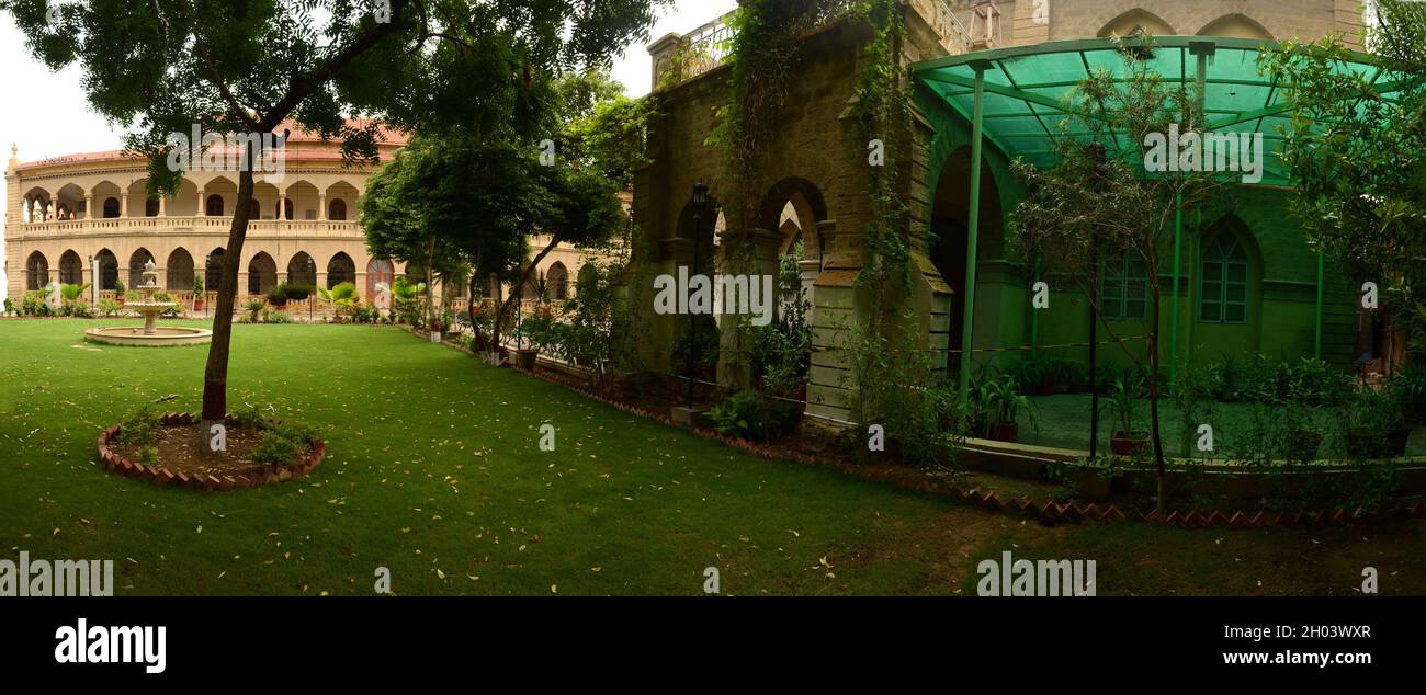 Picture of SMI University in karachi Stock Photo - Alamy