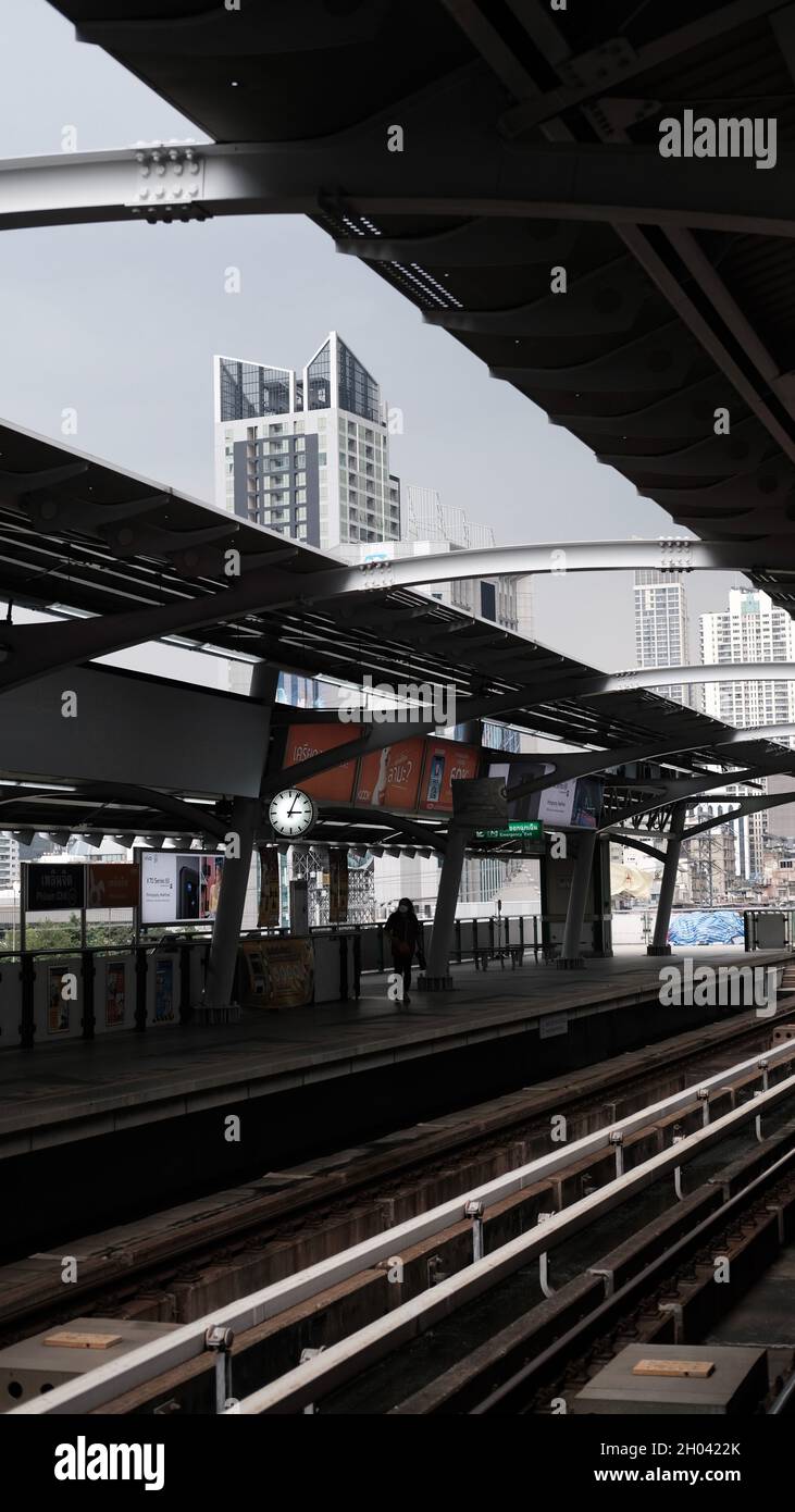 Chit lom bts skytrain station hi-res stock photography and images - Alamy