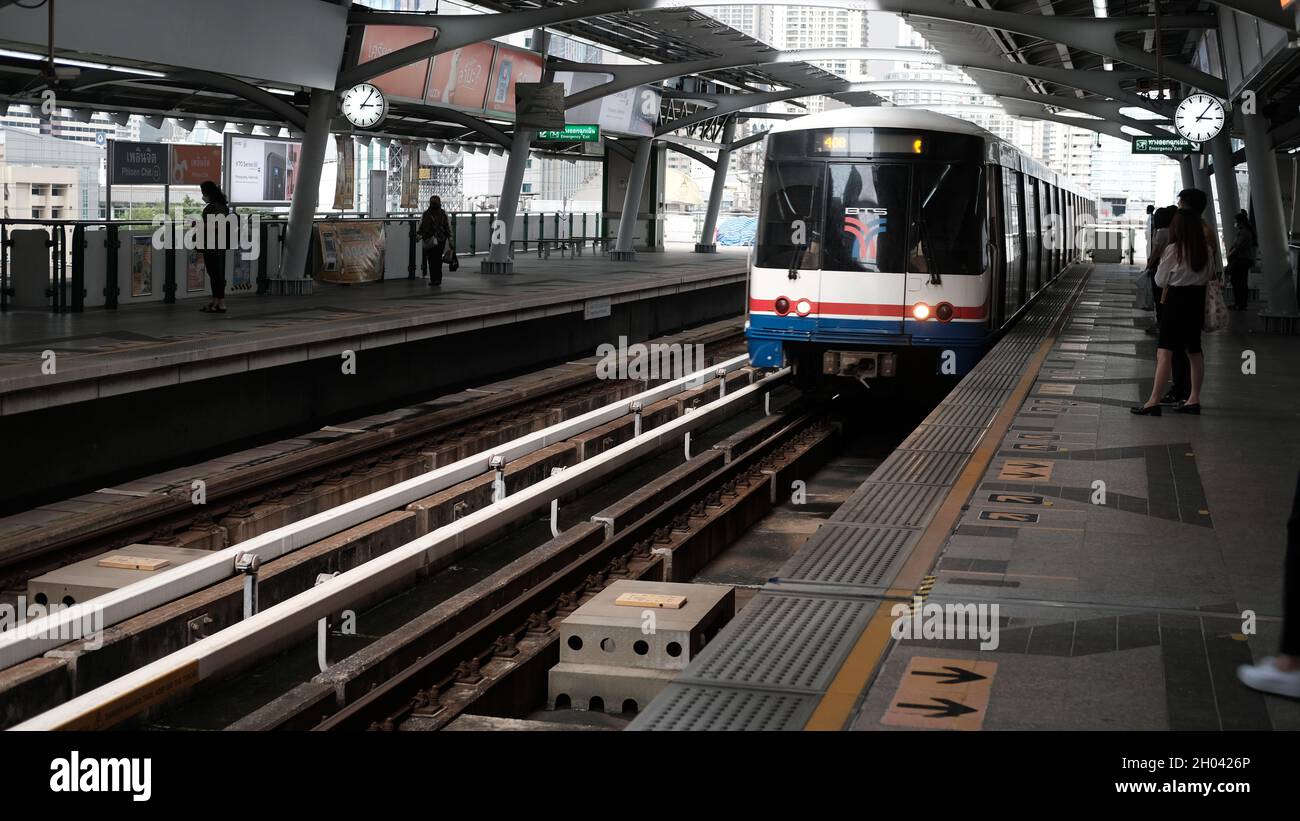 The Sukhumvit Line Platform at BTS Skytrain Station Chit Lom Bangkok ...