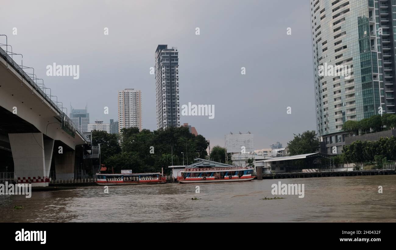 The Taksin Bridge Khlong San Thonburi District Along the Chao Phraya ...