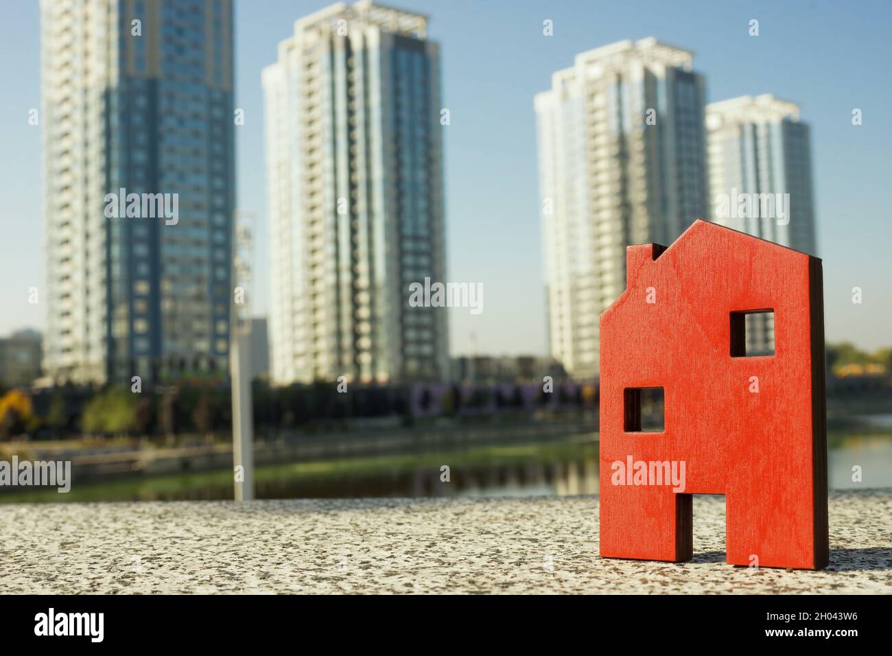 Buy buildings hi-res stock photography and images - Alamy