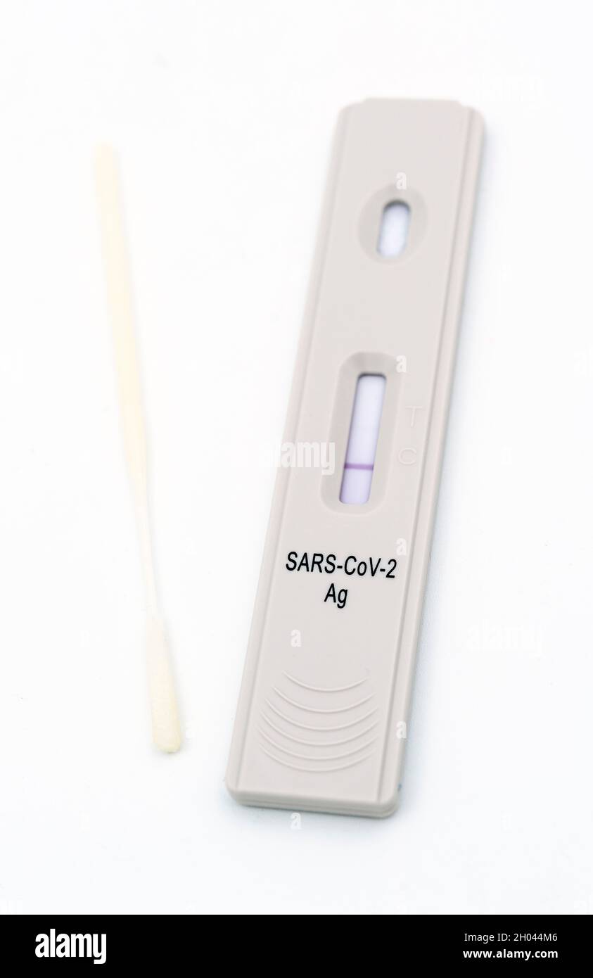 Rapid lateral flow test for SARS-CoV-2 Ag - quick test for Covid-19 ...