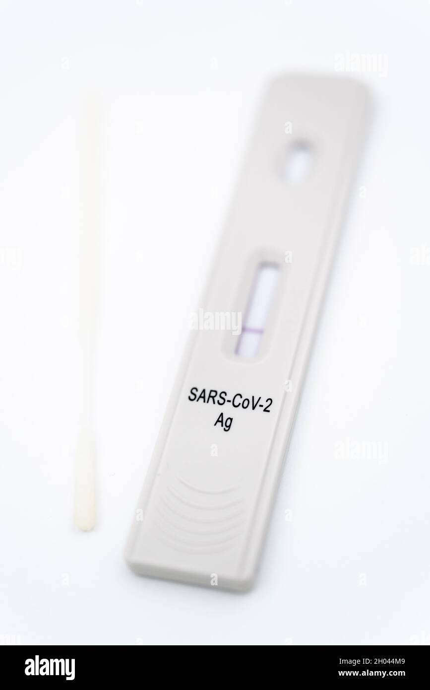 Rapid lateral flow test for SARS-CoV-2 Ag - quick test for Covid-19 ...