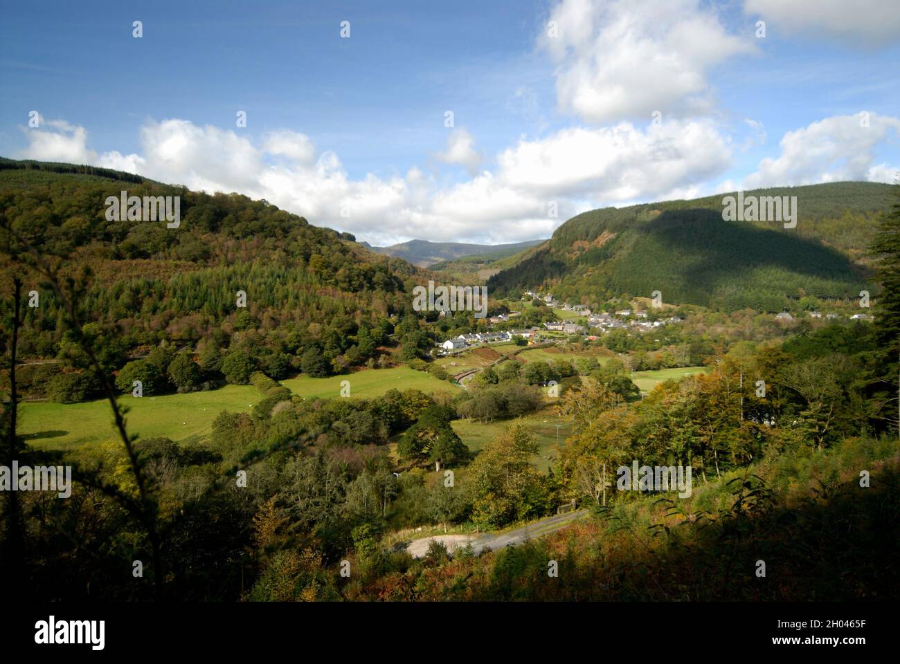 Corris village in valley hi-res stock photography and images - Alamy