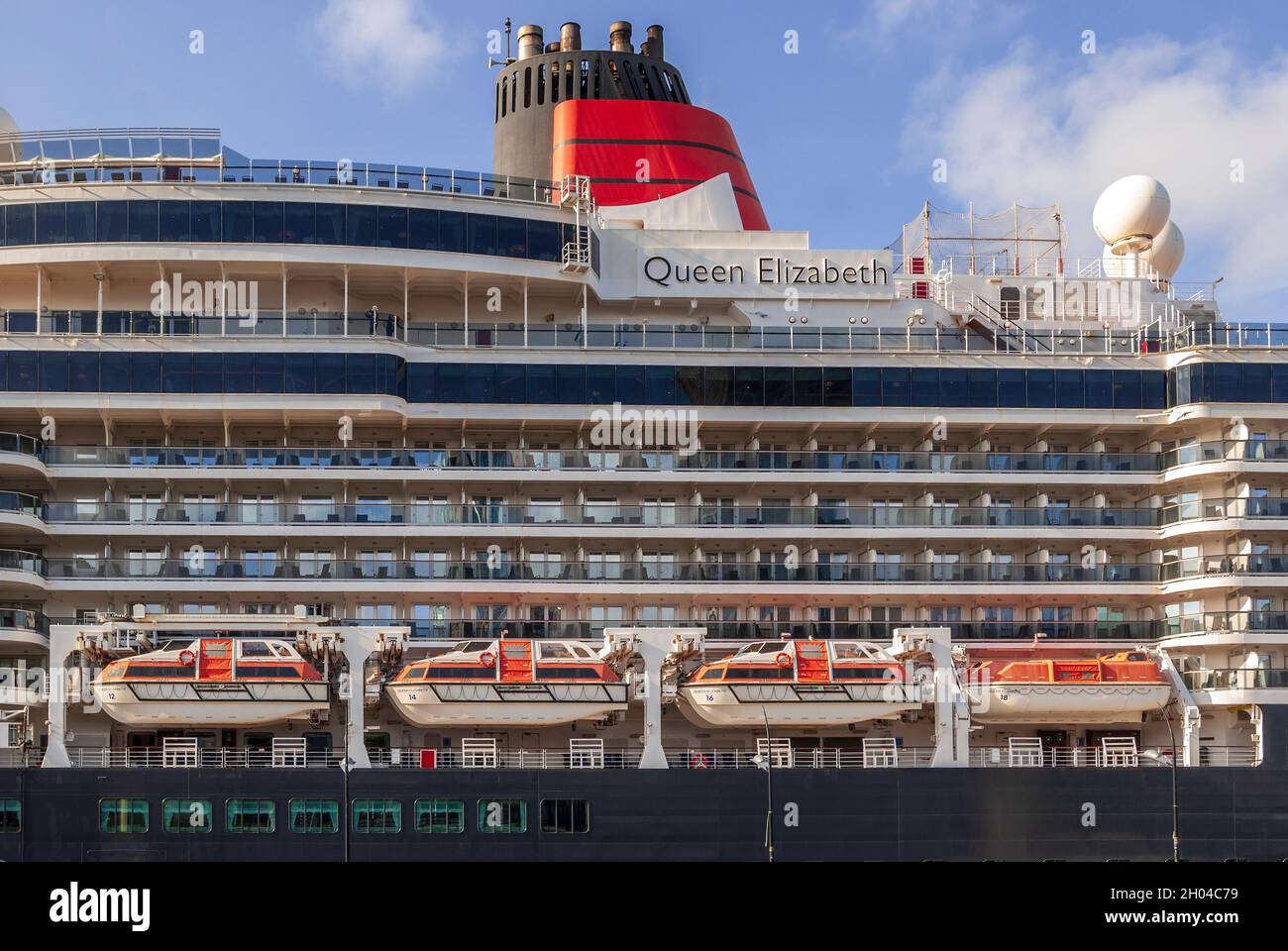 Queen elizabeth terminal hi-res stock photography and images - Alamy