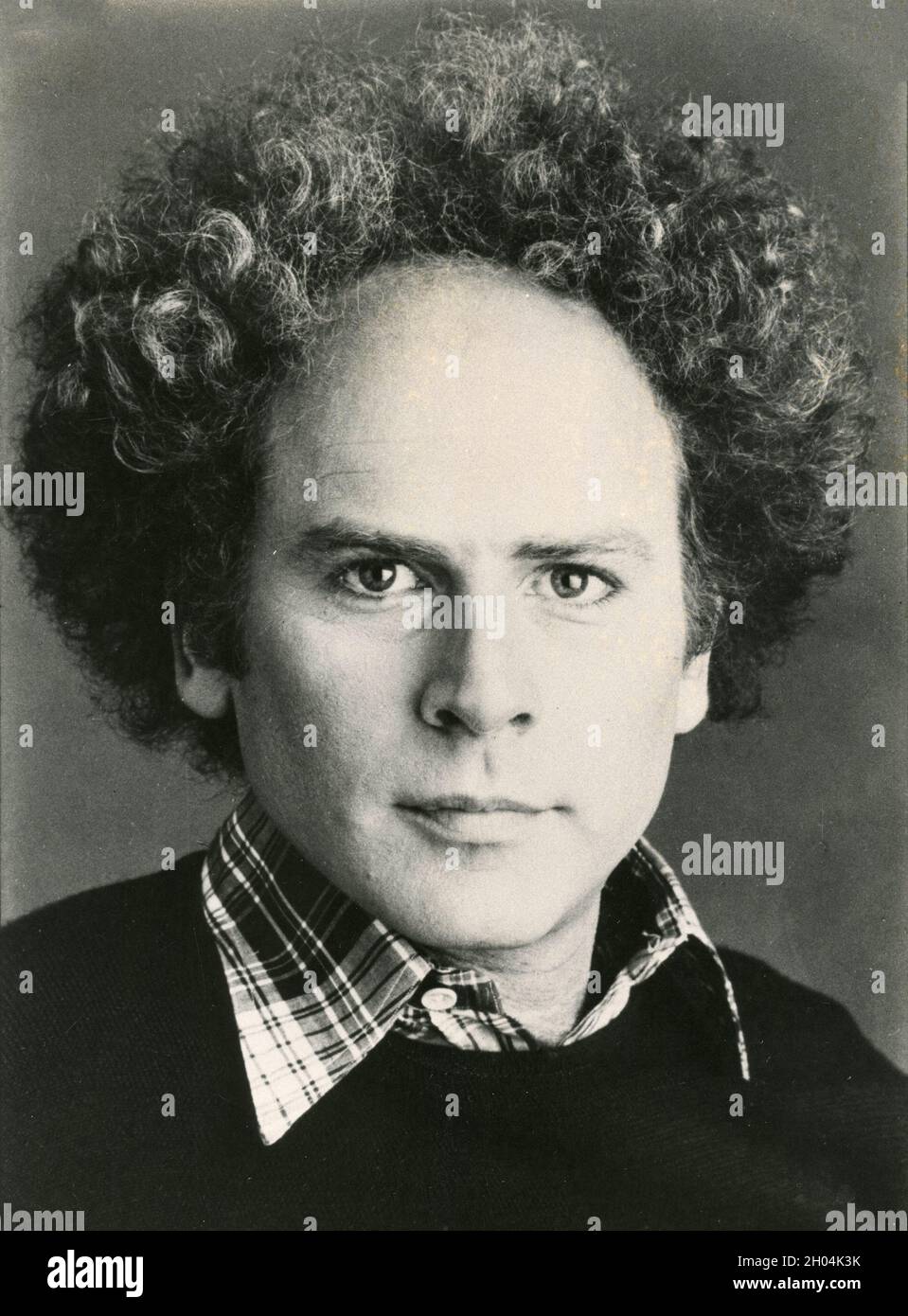 American singer and songwriter Art Garfunkel, 1980s Stock Photo - Alamy