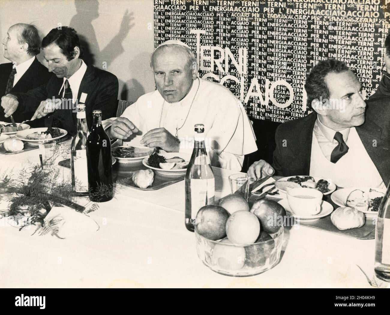 Head of Catholic Church Pope John Paul II, 1980s Stock Photo - Alamy