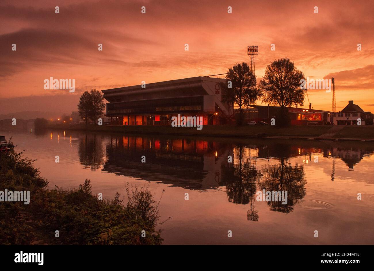 Nottingham forest football club hi-res stock photography and images - Alamy