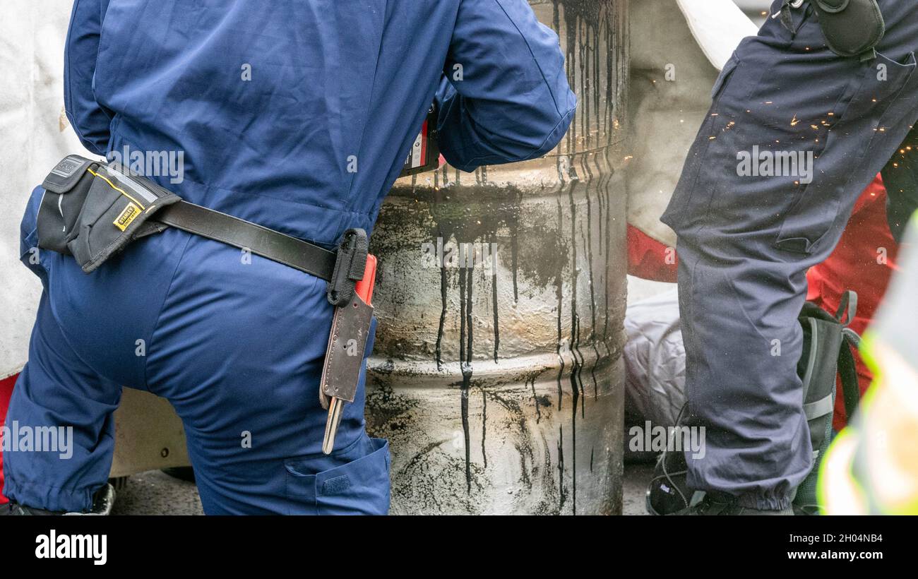 Police team hi-res stock photography and images - Alamy