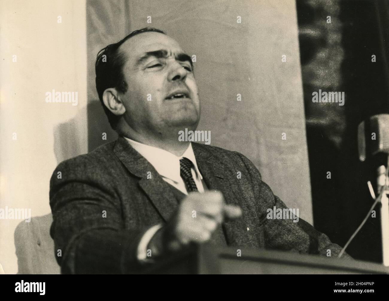 Italian figure hi-res stock photography and images - Alamy