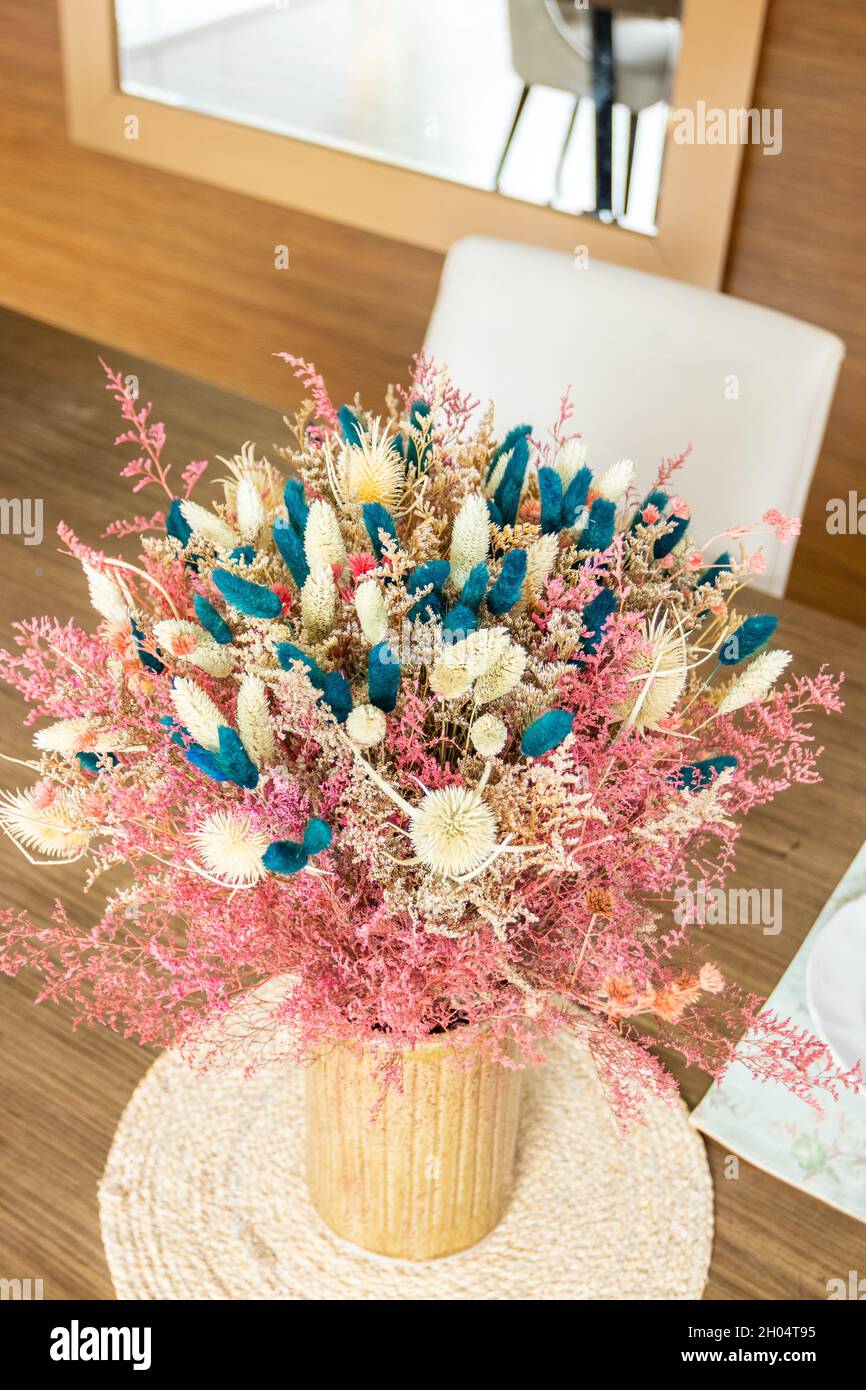 Beautiful dehydrated flower arrangement Stock Photo - Alamy