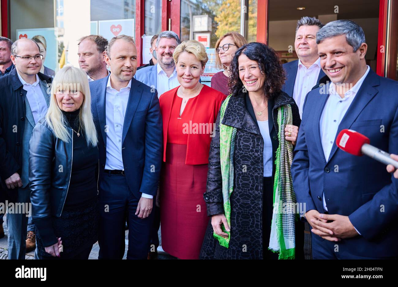 Berlin, Germany. 11th Oct, 2021. Iris Spranger (l-r, SPD), member of ...