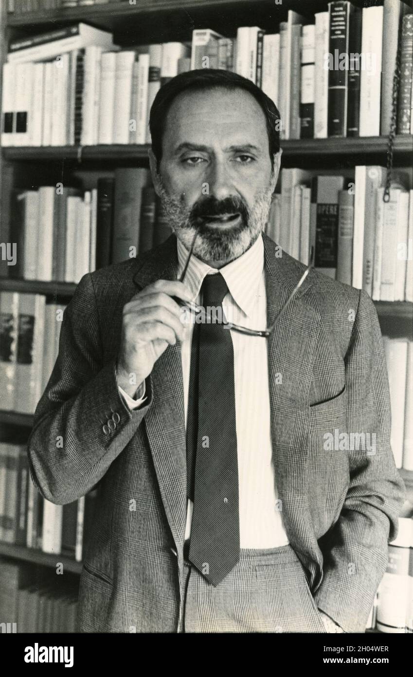 Italian journalist and politician Alberto Ronchey, 1980s Stock Photo ...