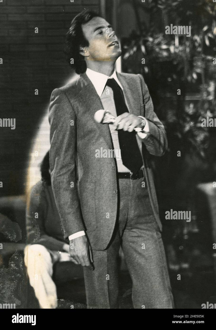 Spanish singer and songwriter Julio Iglesias, 1979 Stock Photo - Alamy