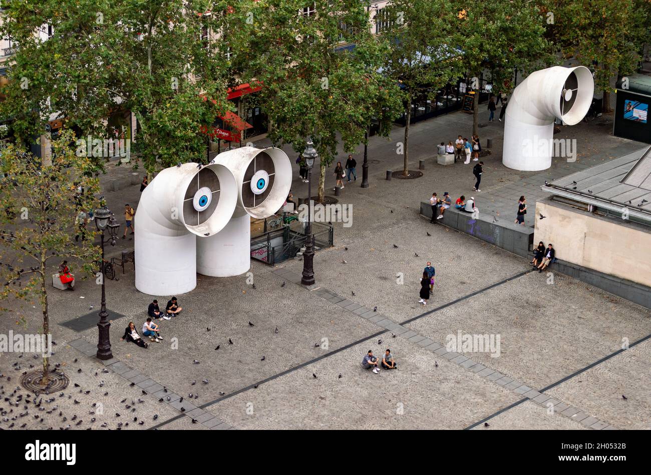 Pompidou outdoor terrace hi-res stock photography and images - Alamy